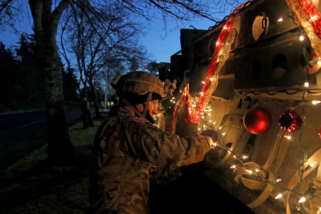 Holiday Parade of Lights & Tree Lighting - City of Lakewood